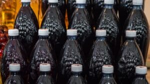 Wine in Plastic Bottles: Benefits and Disadvantages