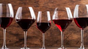 16 Best Wines For Beginners - Learn How to Start Enjoying it