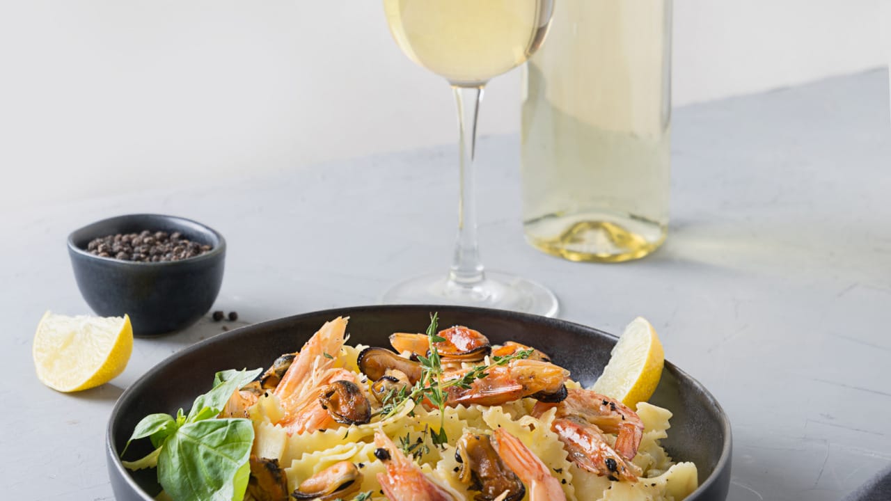Wine and Pasta Pairings: What Goes Best With Every Sauce?