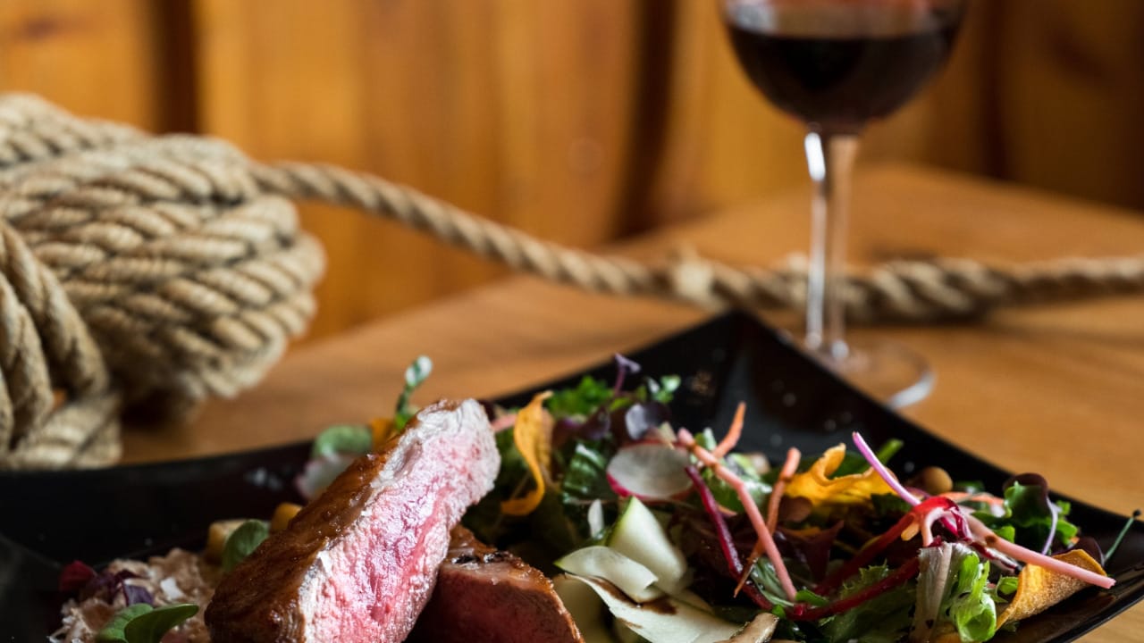 Mouthwatering Zinfandel Food Pairings - The Perfect Match